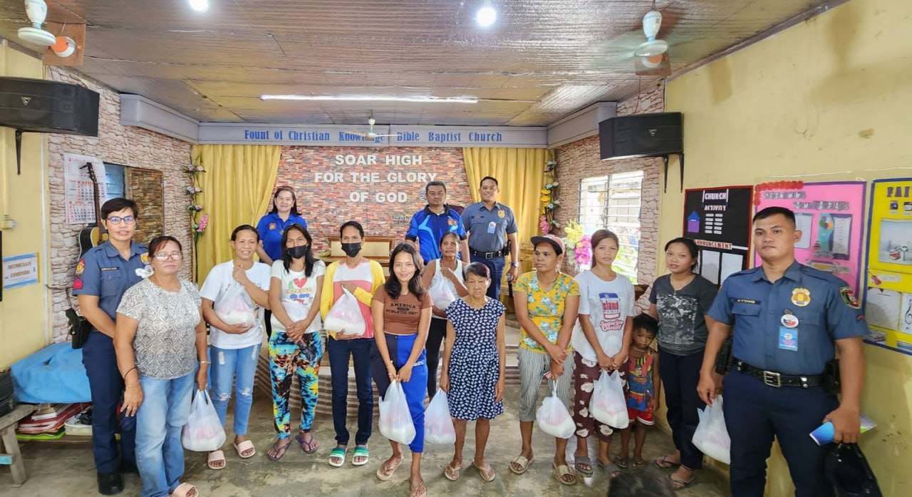 Community Outreach Program, Isinagawa ng mga Faith-Based Group sa Lapu ...