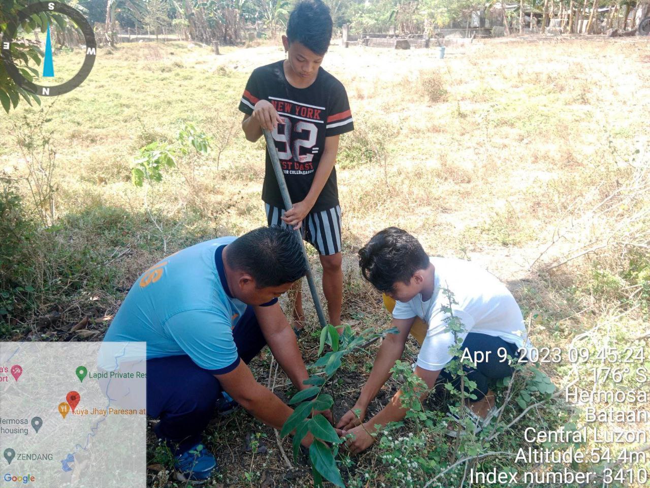 Kaligkasan Warriors, nakiisa sa Clean-Up Drive at Tree Planting sa Bataan