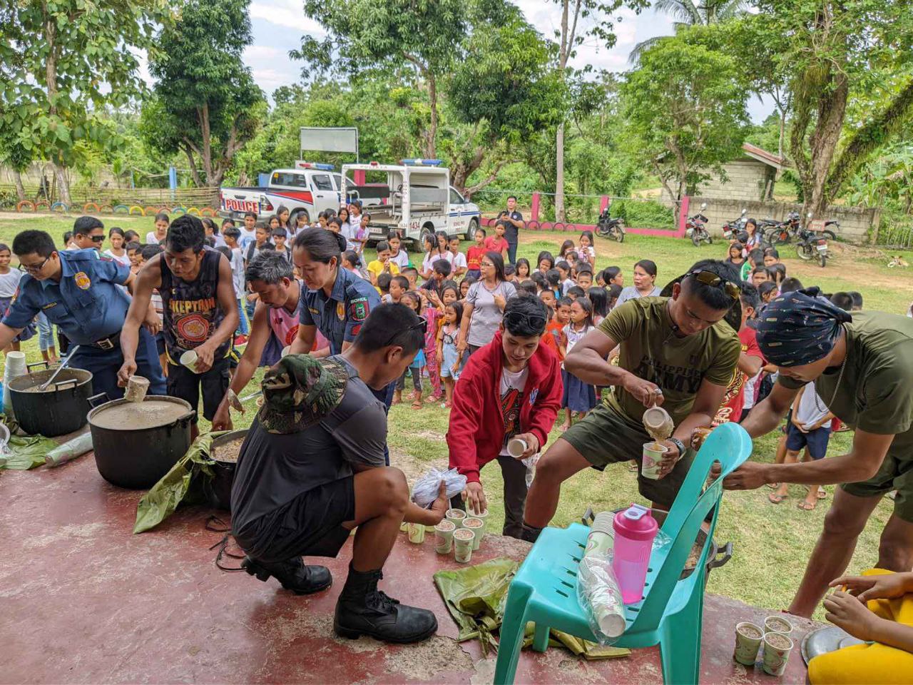 Force Multipliers, nakiisa sa Feeding Activity sa Bohol