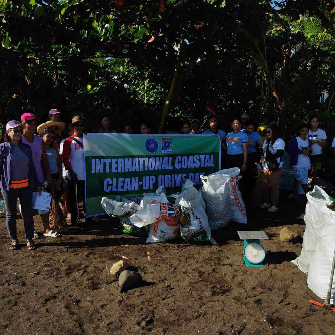 Simultaneous International Coastal Clean-up Drive Day, isinagawa sa Tiwi Albay