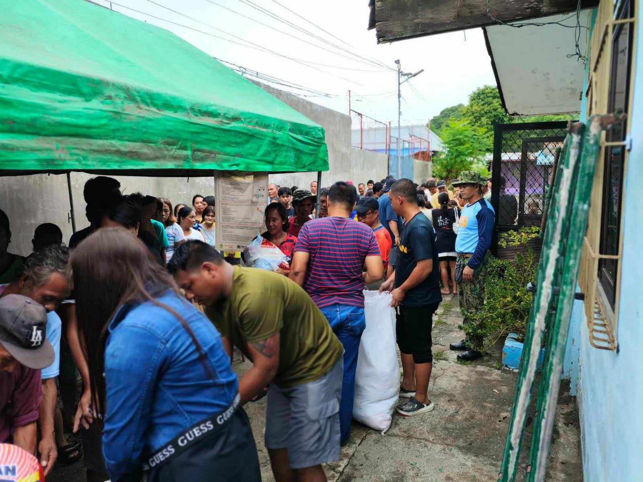 Force Multipliers, nakiisa sa pamimigay ng Relief Goods