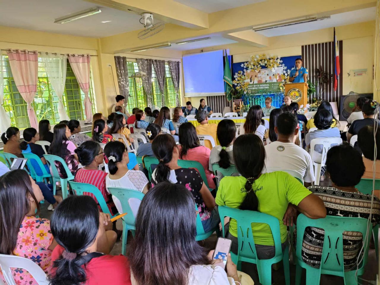 PNP Virac, nakiisa sa SPTA Meeting ng Magnesia NHS sa Catanduanes